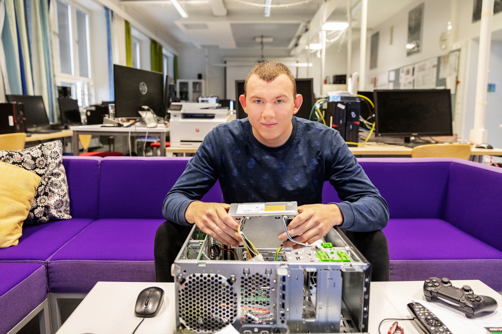 Tieto- ja viestintätekniikan perustutkinto | Stadin AO